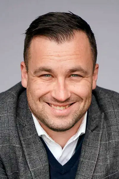 Wolfer withdraws from Newberg school board race