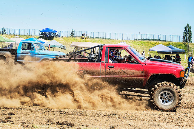 Mud in yer’ eye! im Galba takes two class titles in Willamina mud drags