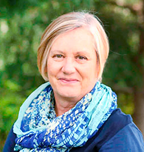 Clearing the lens: In ‘last lecture,’ Linfield’s Dr. Dawn Nowacki sums ...