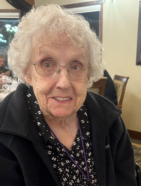 Ruth E. Roth 1928 - 2024